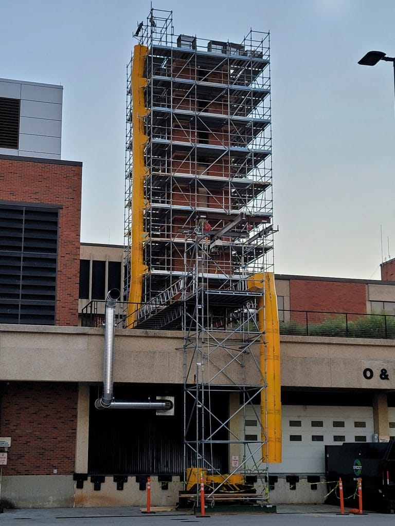 Mast Climber | Gilco Scaffolding Co